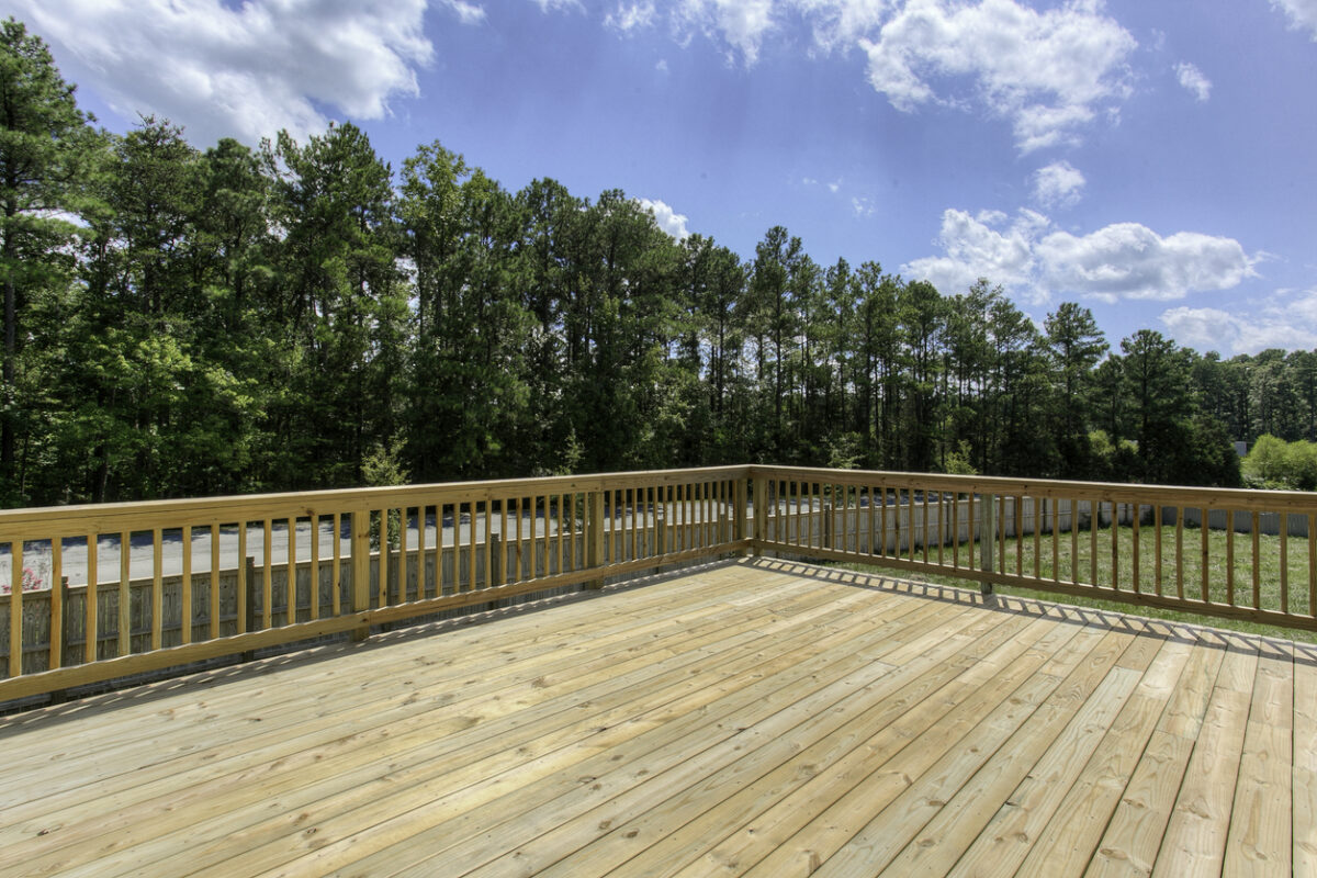 How to Choose the Best Waterproof Decking Material - ACR